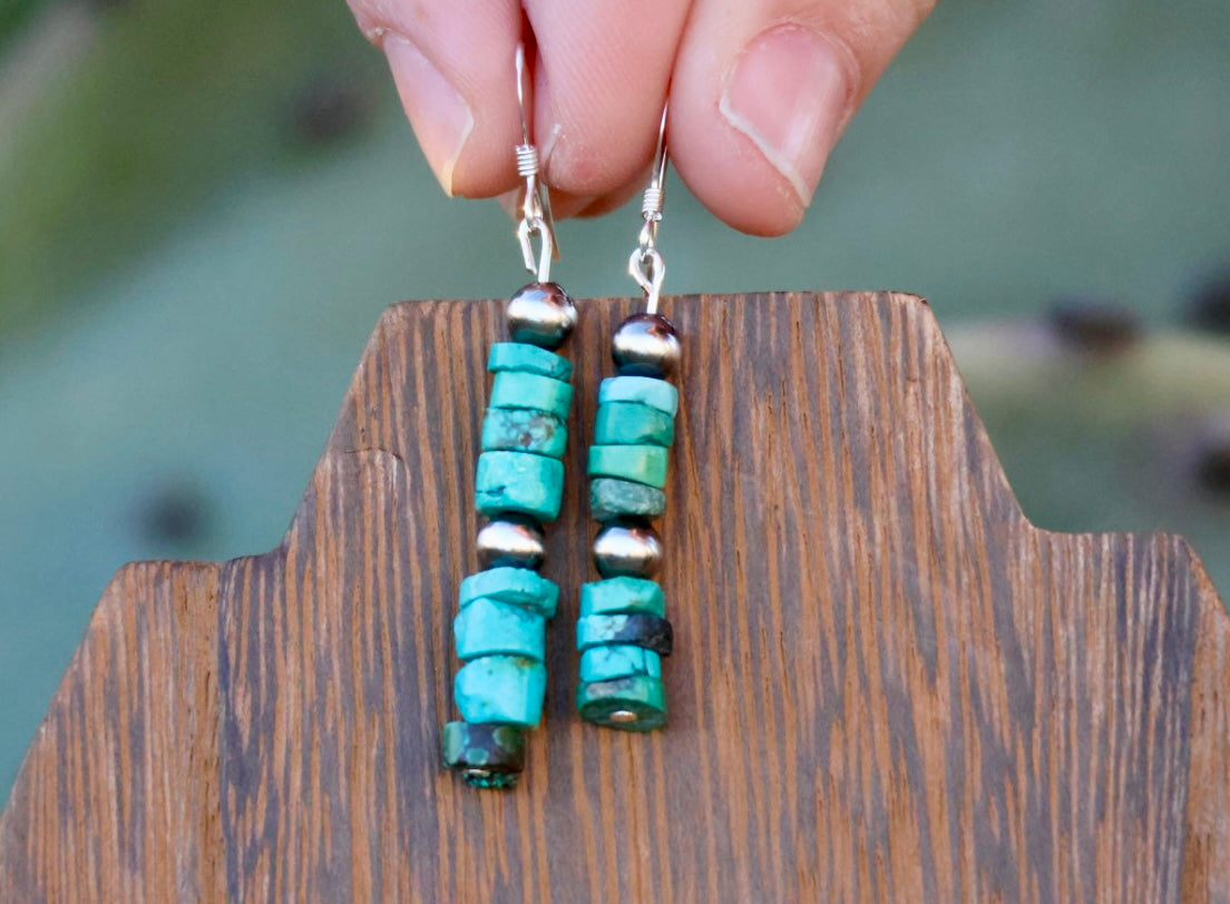 THE SHORT STACK – The Turquoise Lamb